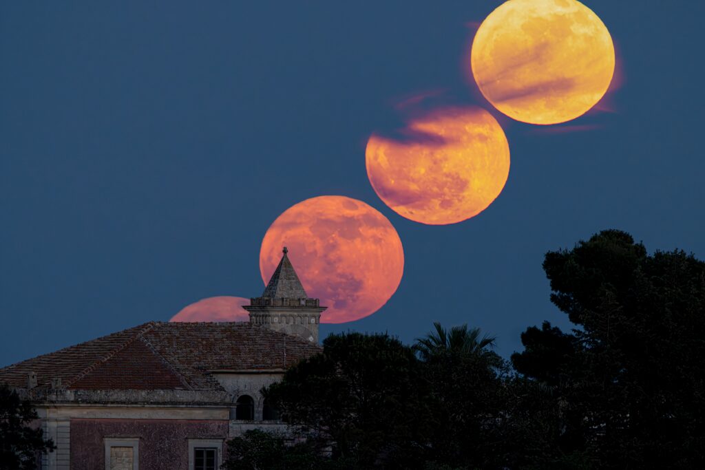 Foto di Gianni TUMINO: Alba della Luna - Cosmo2050