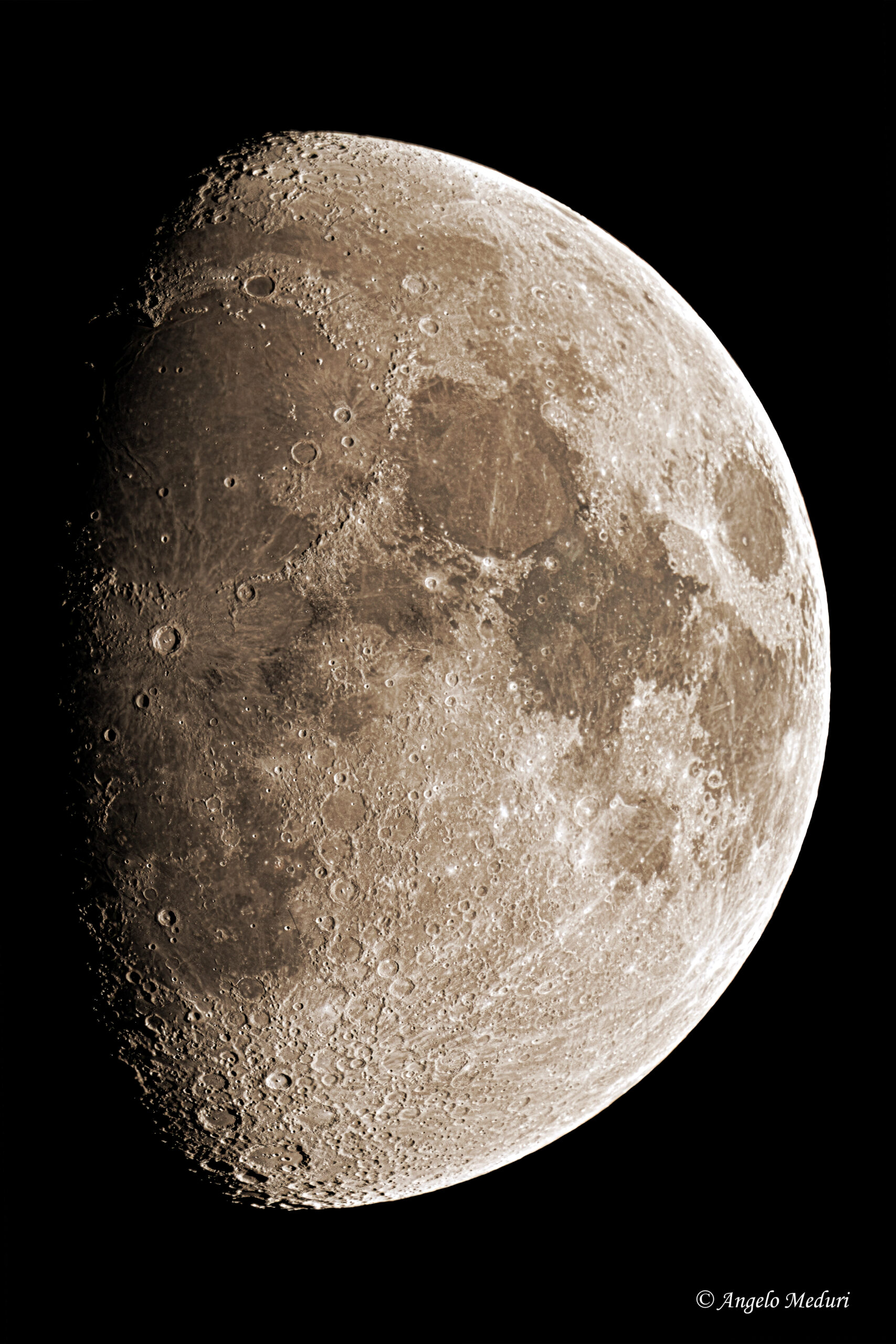Foto di Angelo Meduri: Luna al 10° giorno (12-10-2024) - Cosmo2050